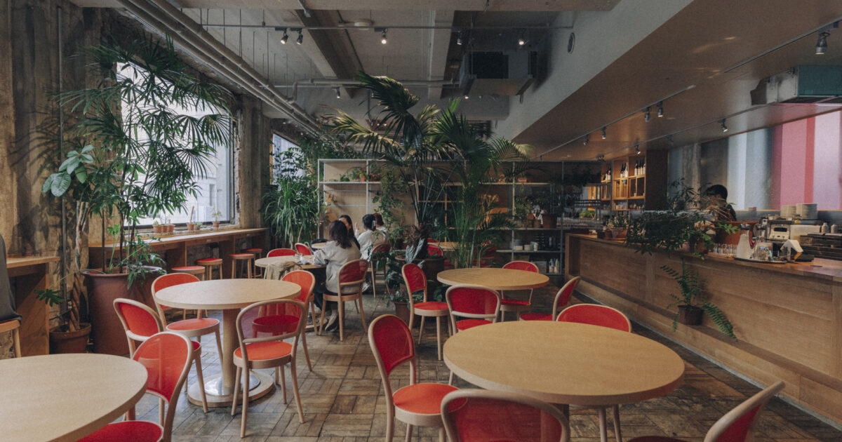 CAFE DANCE | Kontext